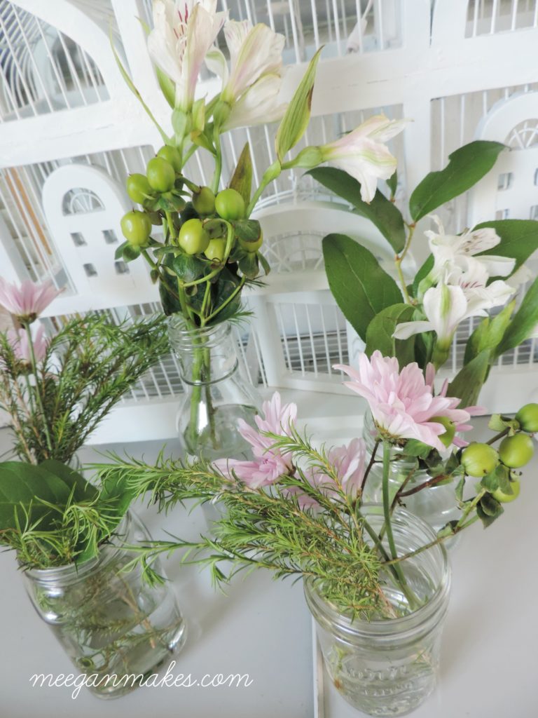 How To Create Beautiful Vignettes With Supermarket Flowers - What ...