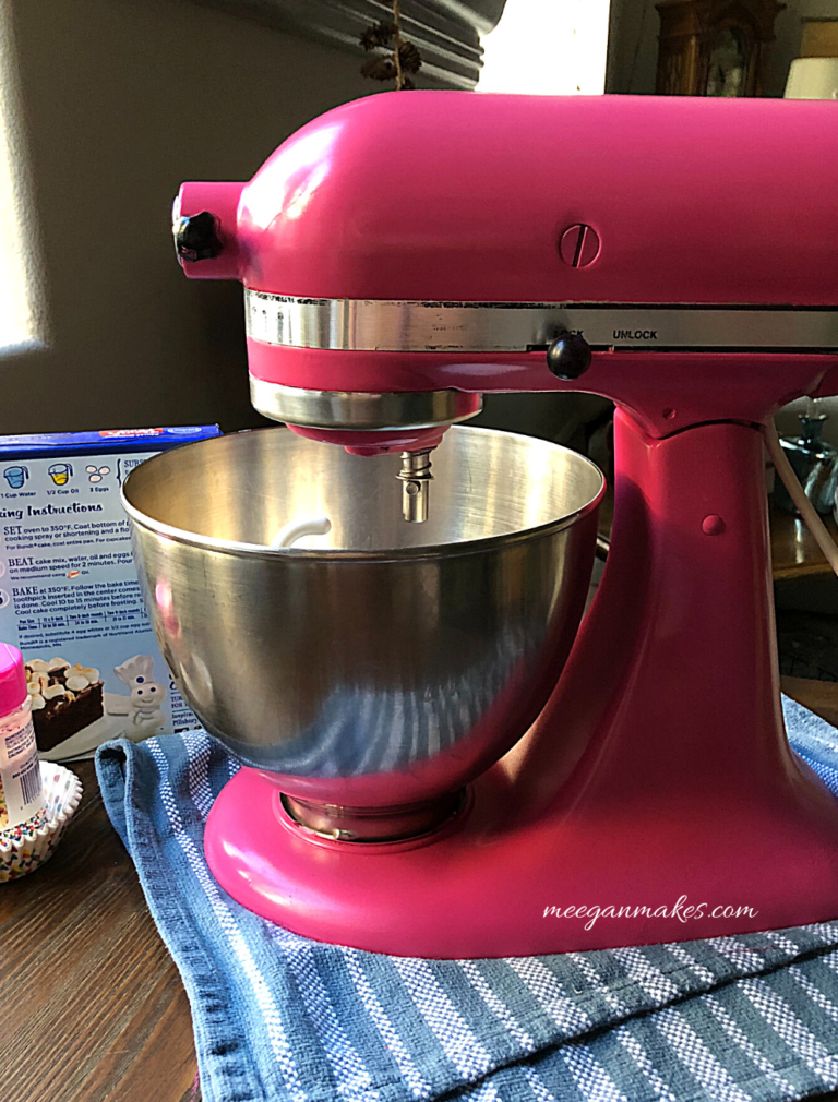 How To Refresh a Stand Mixer with Spray Paint - What Meegan Makes