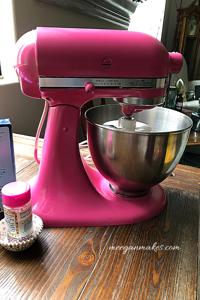 Spray Paint a Stand Mixer for a Fresh New Look - What Meegan Makes